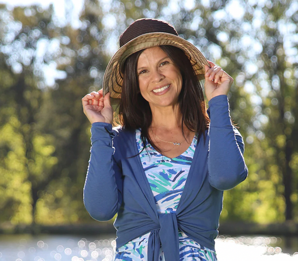 Sun Protection Style Tips for Grandma – UV Skinz®