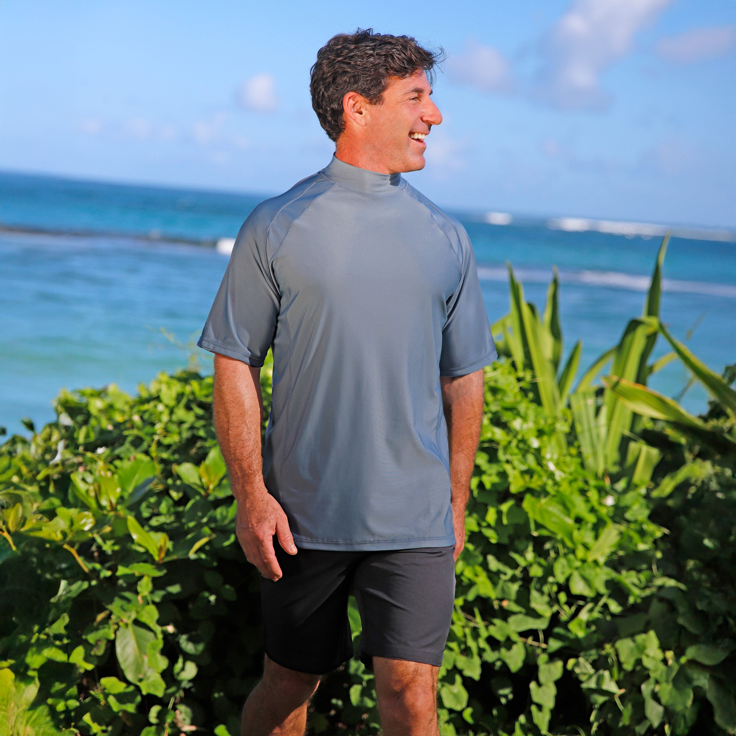 Men's Short Sleeve Swim Shirts | Sun Protection Active Shirt – UV Skinz®